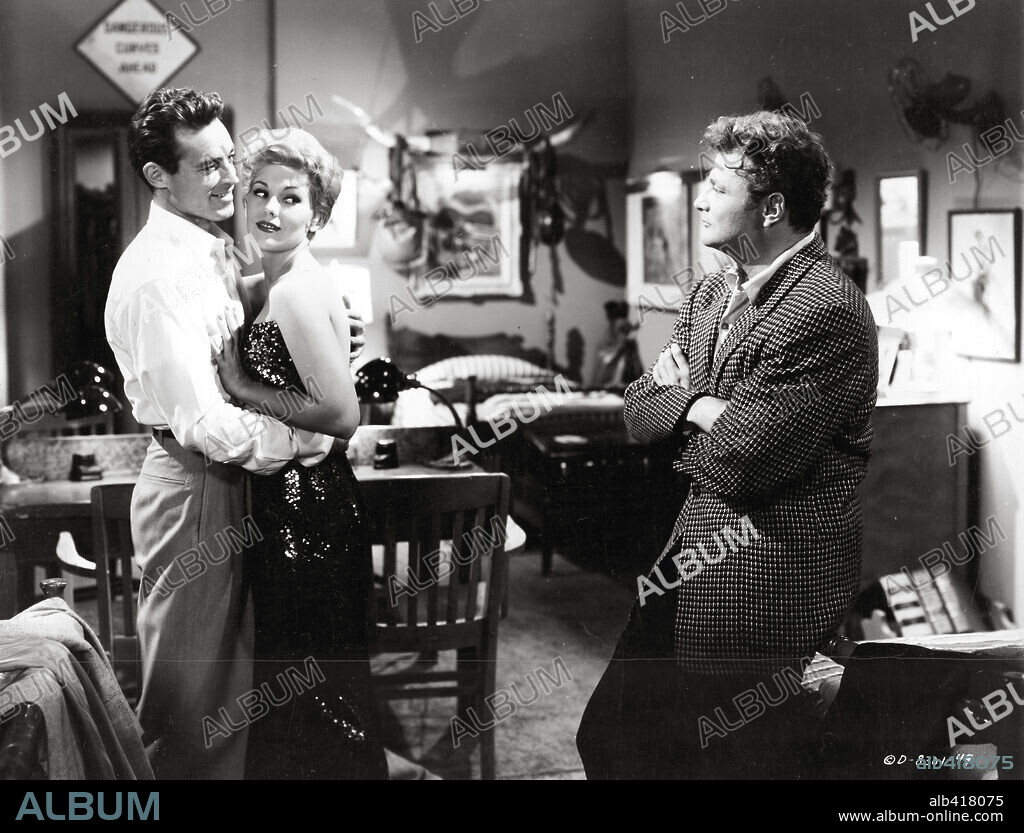 Brian Keith Guy Madison And Kim Novak In 5 Against The House 1955
