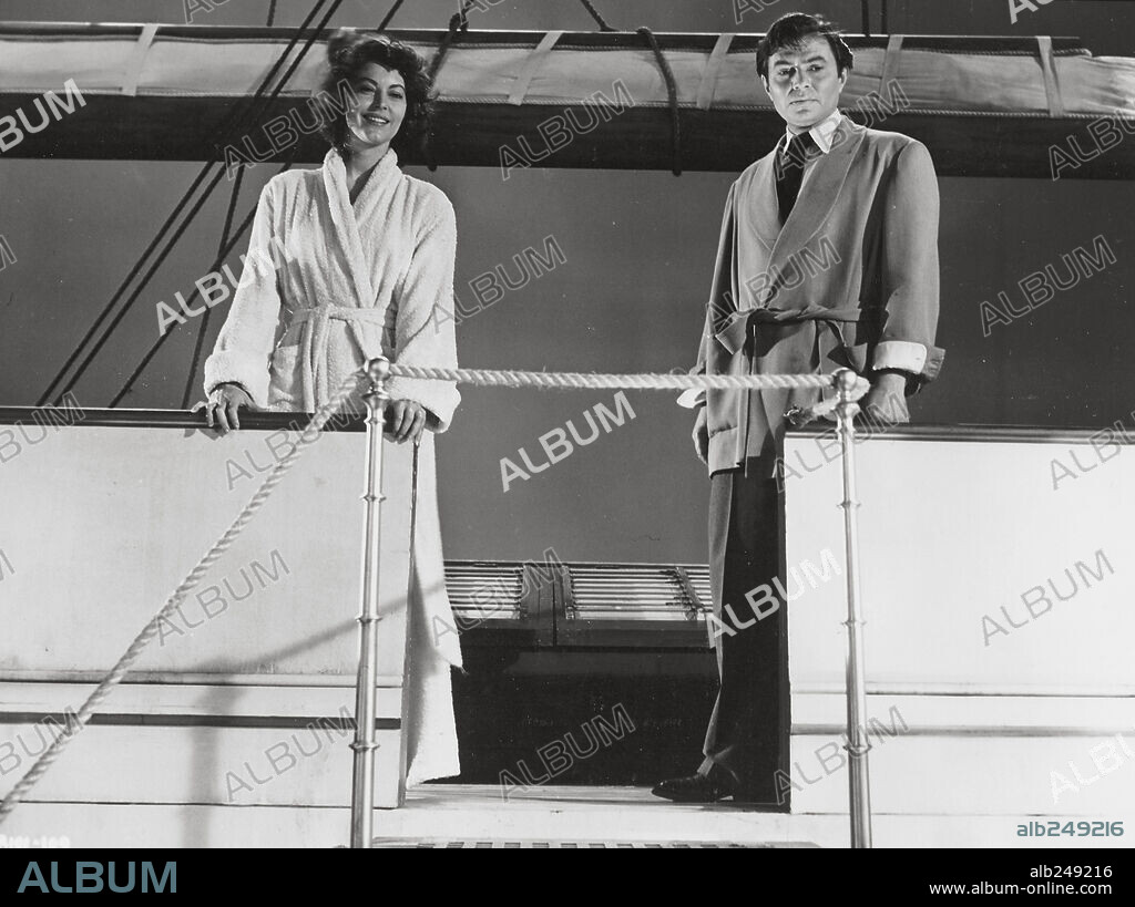 Ava Gardner Y James Mason En Pandora Y El HolandÉs Errante 1951
