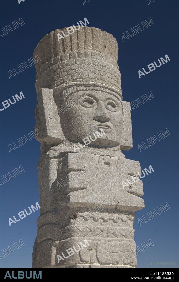 Atlantes warrior statue, Temple of Quetzalcoatl, Tula, the probable ...